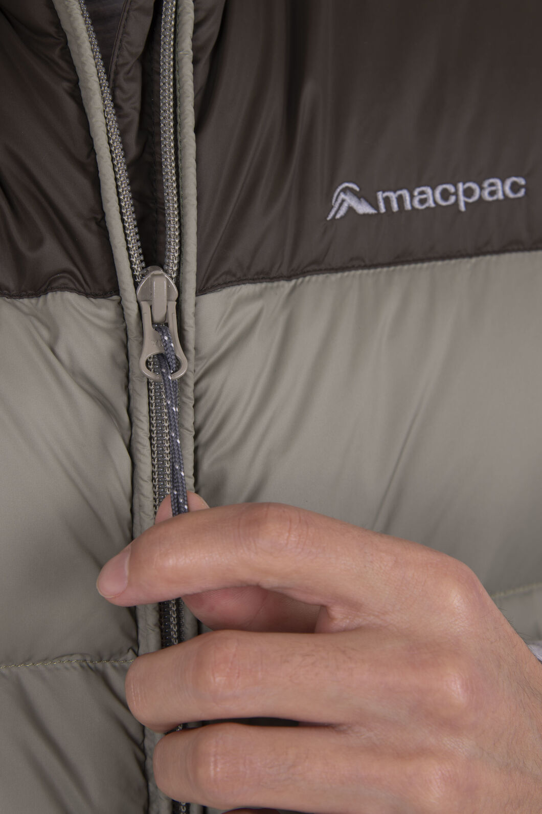 Macpac Men's Halo Down Vest | Macpac