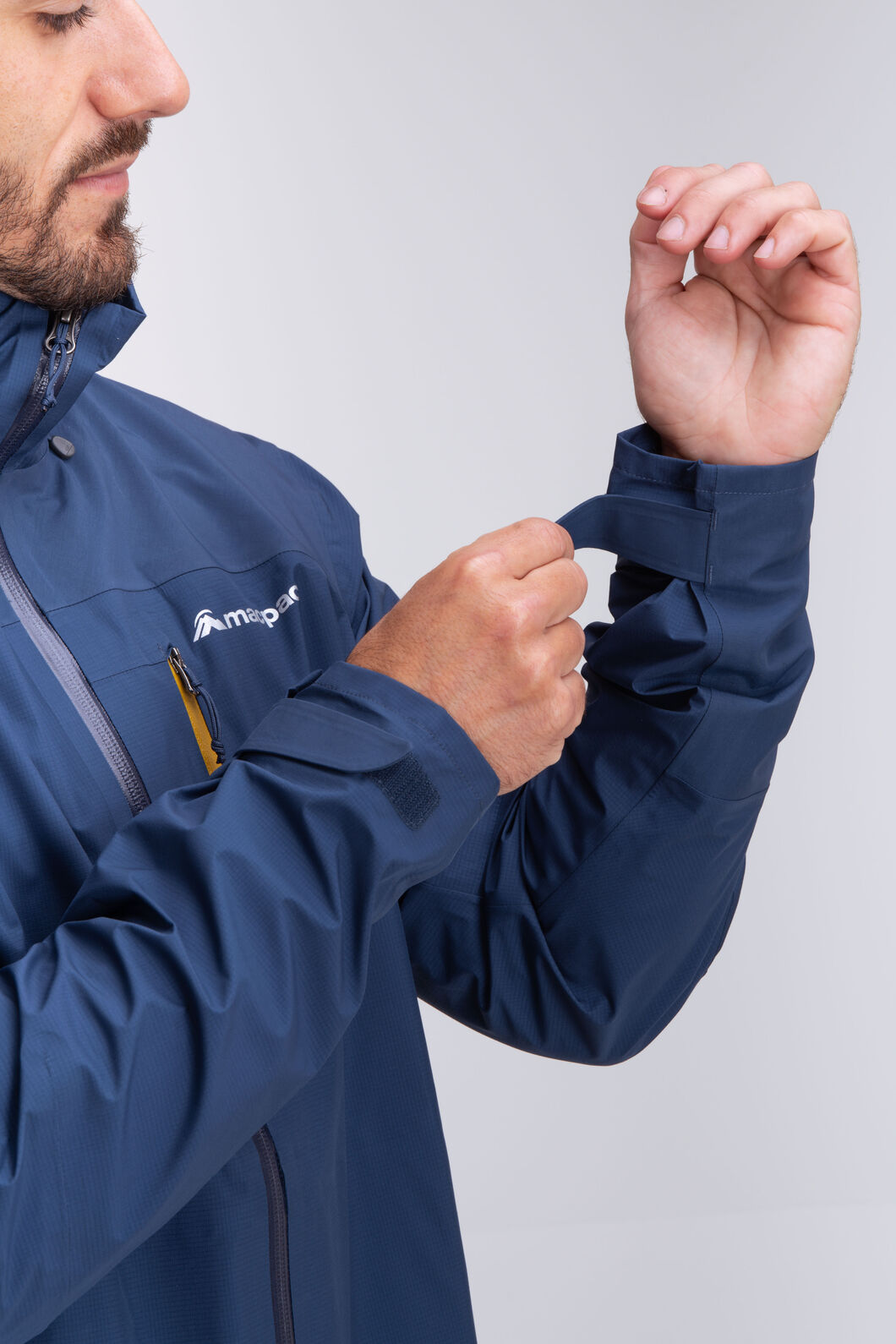 Macpac Men's Traverse Rain Jacket | Macpac